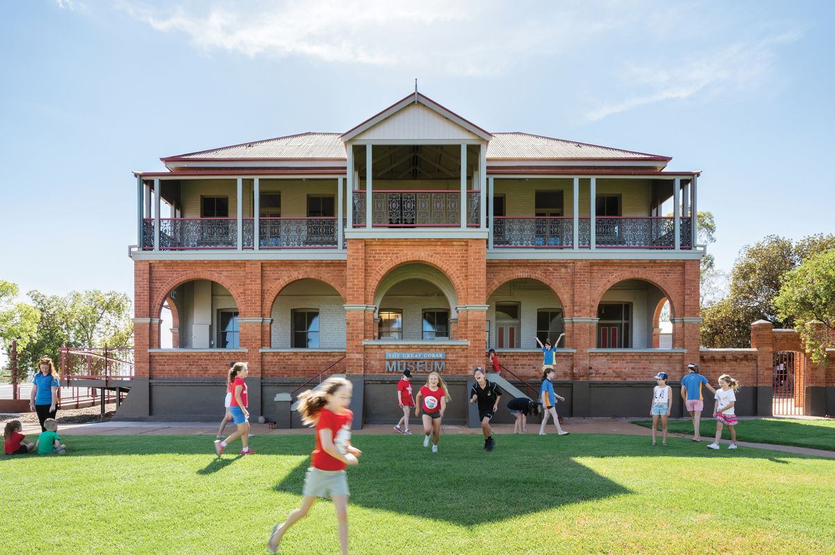 Cobar by Dunn Hillam | ArchitectureAu