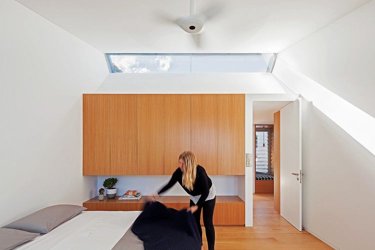 Doubly light: Fairlight houses | ArchitectureAu