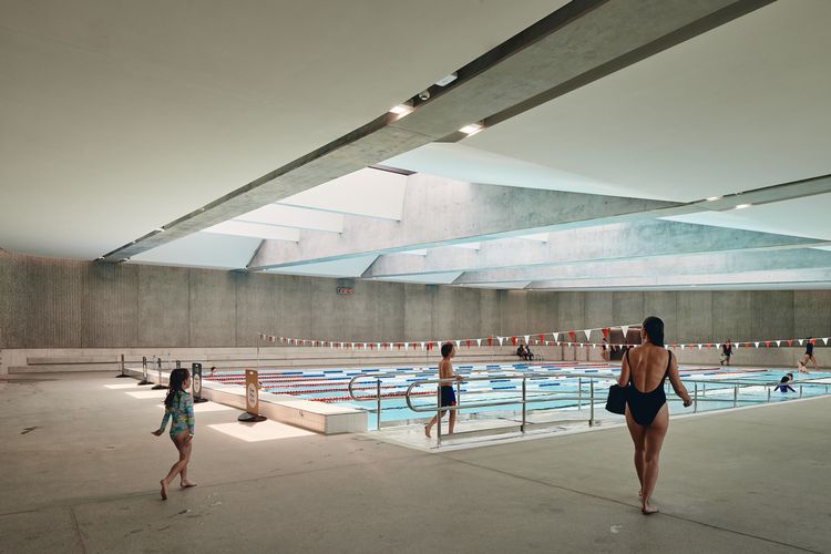 New Parramatta Aquatic Centre rings in swim season | ArchitectureAu