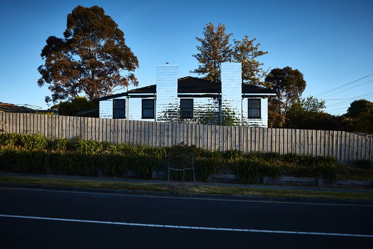 Mirror image: Reflective suburban house artwork highlights ...