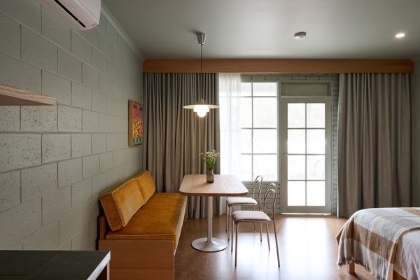 River Drive Motel by Moth Design | ArchitectureAu