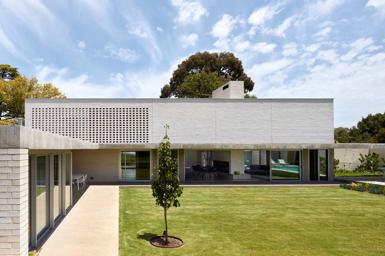 2022 Houses Awards shortlist: New House over 200m2 | ArchitectureAu