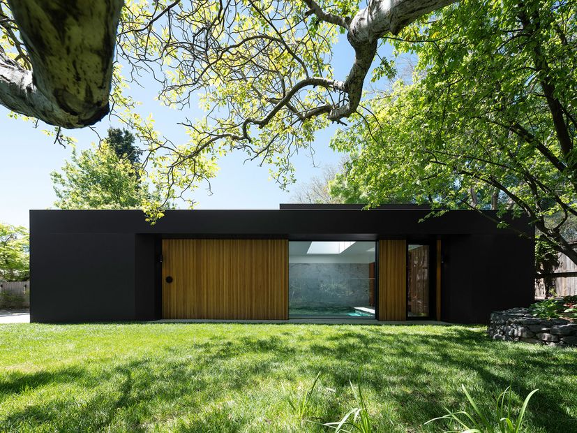 On-site escape: March Pool House | ArchitectureAu