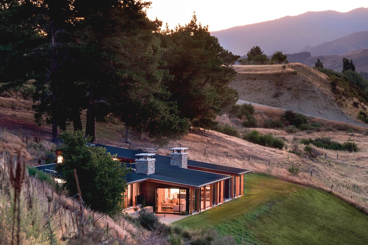 Plane and simple: Cardrona River House | ArchitectureAu