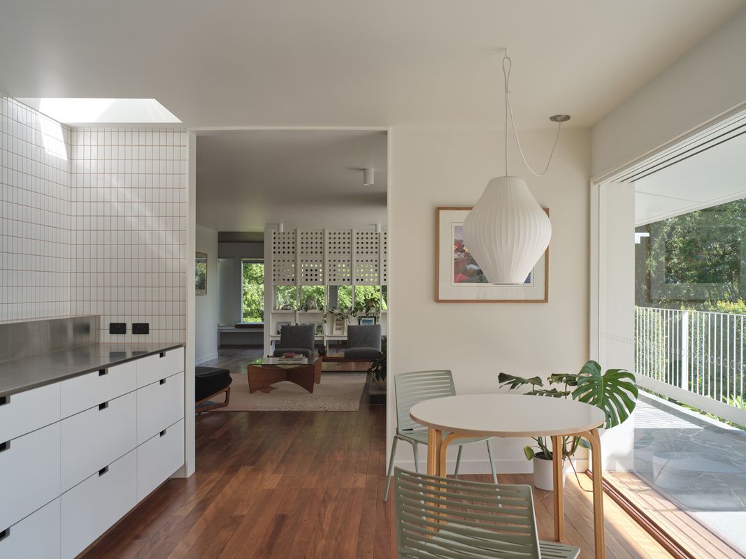 River Loop House by Vokes and Peters | ArchitectureAu