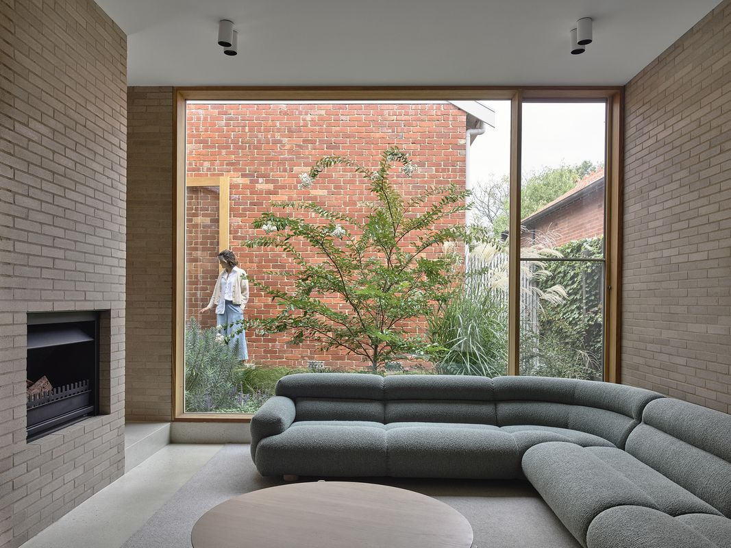 Malvern House 02 by Rob Kennon Architects | ArchitectureAu