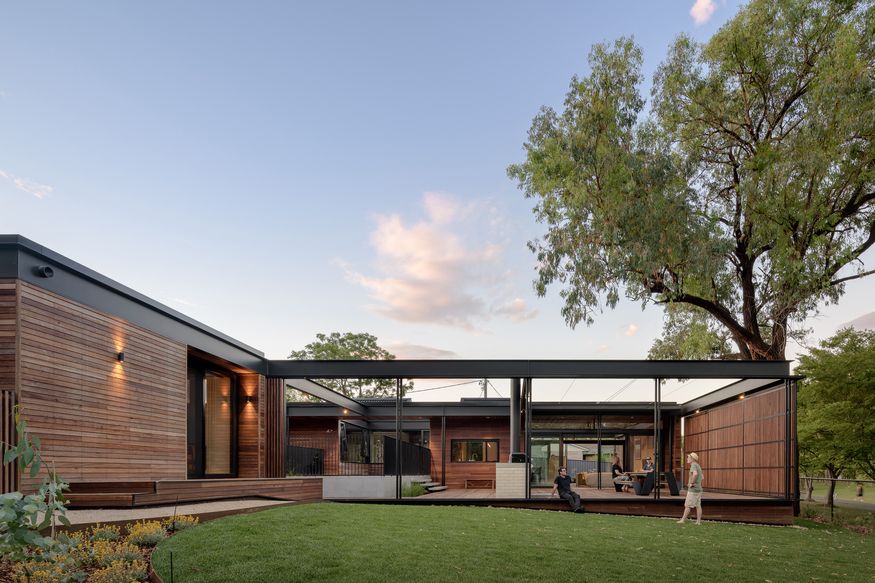 2025 Houses Awards shortlist: New House over 200m2 | ArchitectureAu