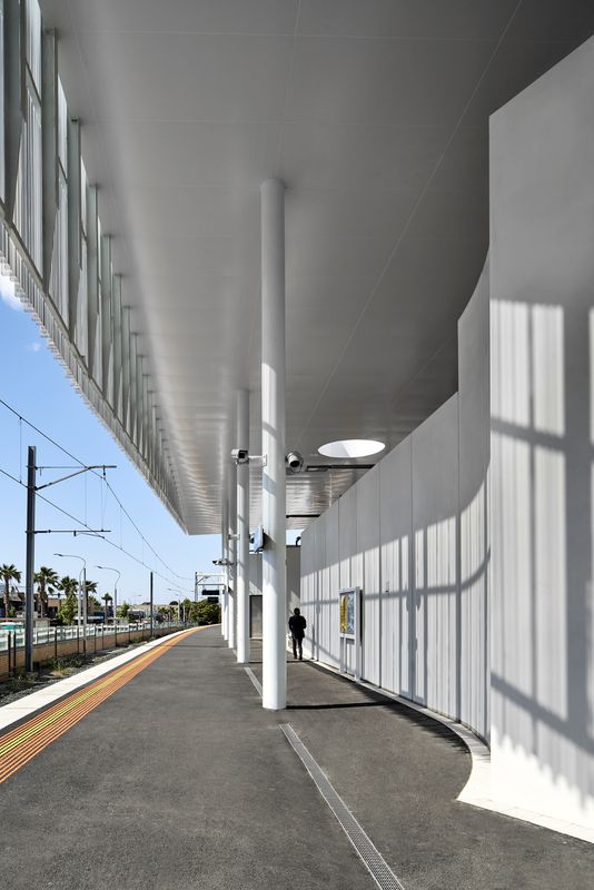 Genton Architecture completes train station Melbourne’s south-east ...