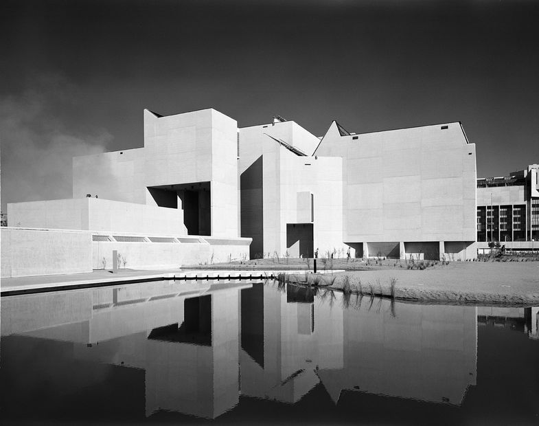 The swagman and the squatter | ArchitectureAu