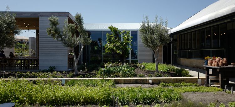 Coogee Hotel Redevelopment / Coogee Common by McCorkell Constructions ...