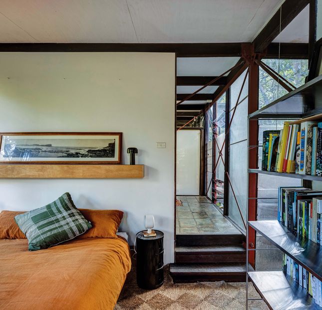 Revisited: Glass House by Bill and Ruth Lucas | ArchitectureAu