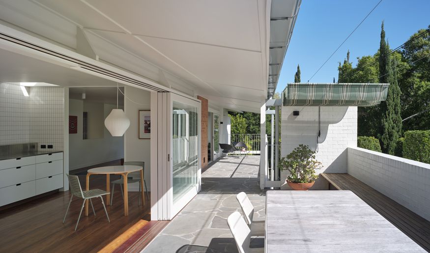 River Loop House by Vokes and Peters | ArchitectureAu