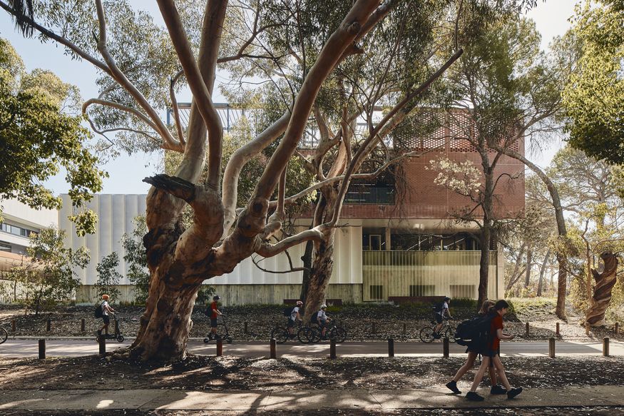 Bob Hawke College Stage 2 by Hassell | ArchitectureAu