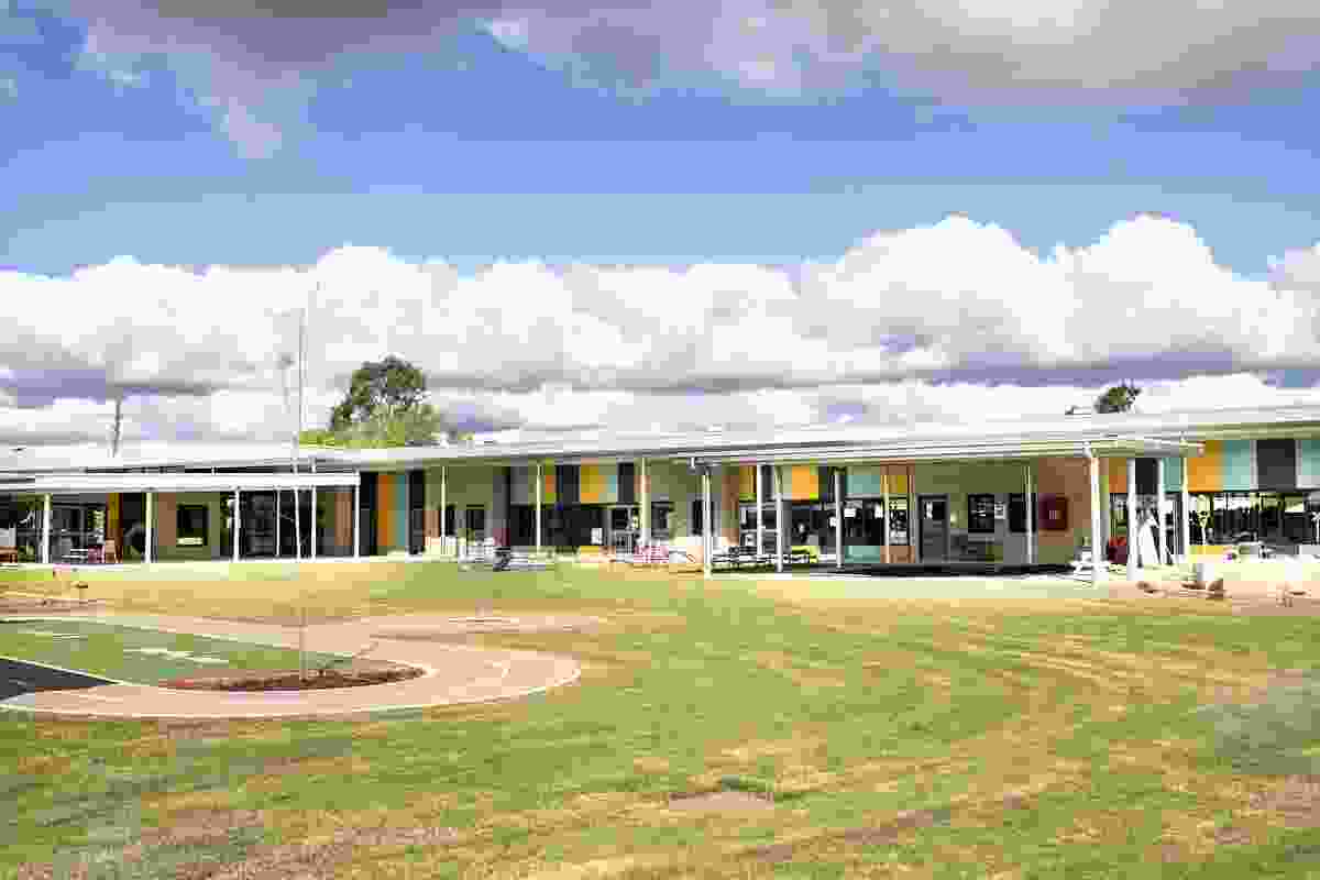 Dubbo Christian School by Stanton Dahl Architects | ArchitectureAu