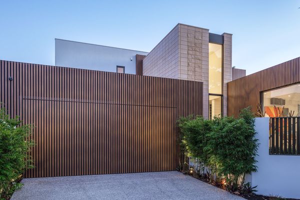 DecoWood Super Durable powdercoat finishes by Deco | ArchitectureAu