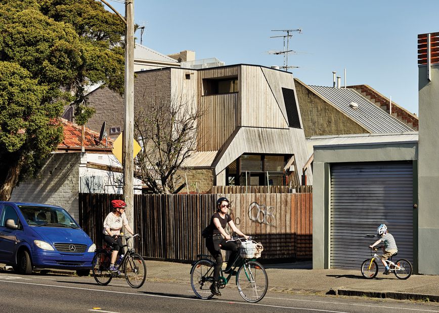 Down memory lane: Bower House | ArchitectureAu