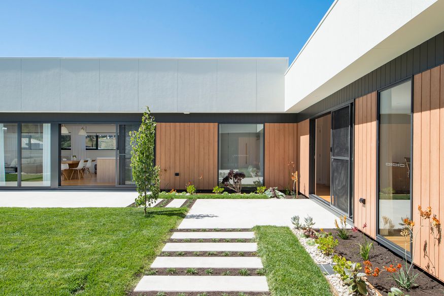 2018 Houses Awards shortlist: New House over 200 m2 | ArchitectureAU