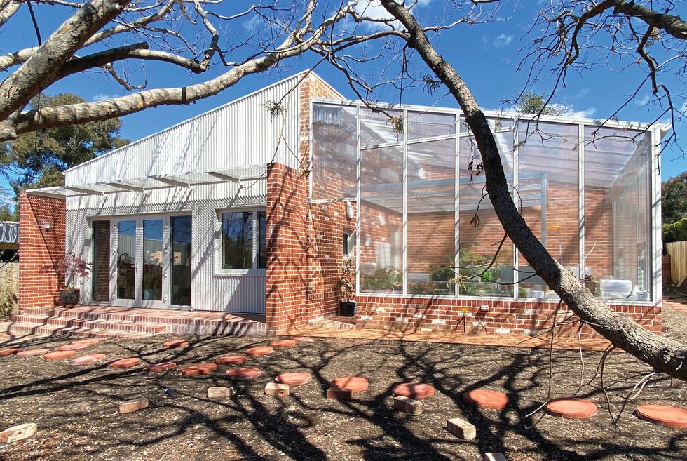 Winning the climate battle at home: sustainable suburban housing models ...