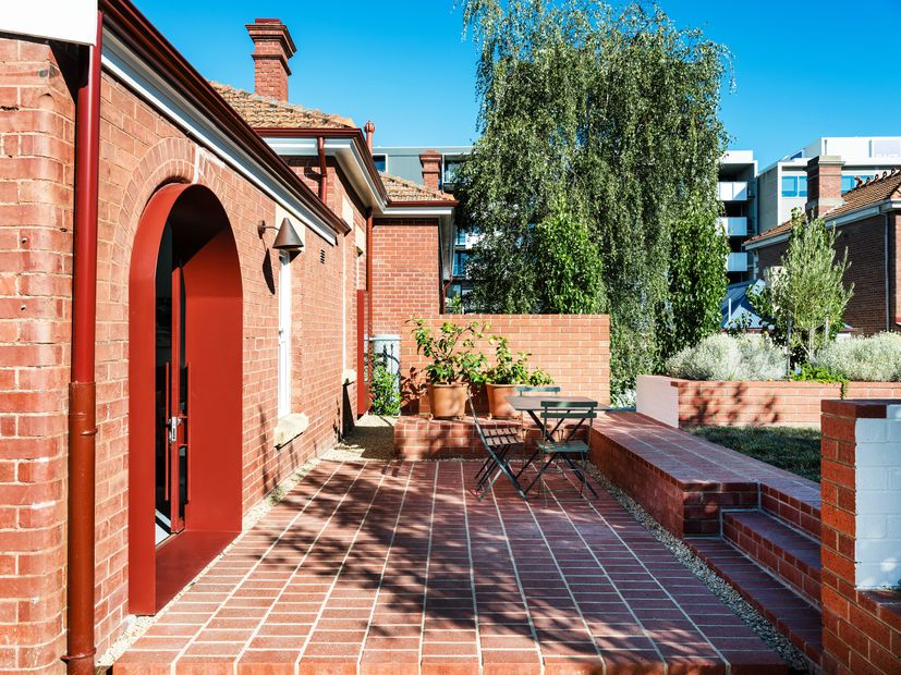Patrick Street by Andrew Campbell and Georgina Russell | ArchitectureAu
