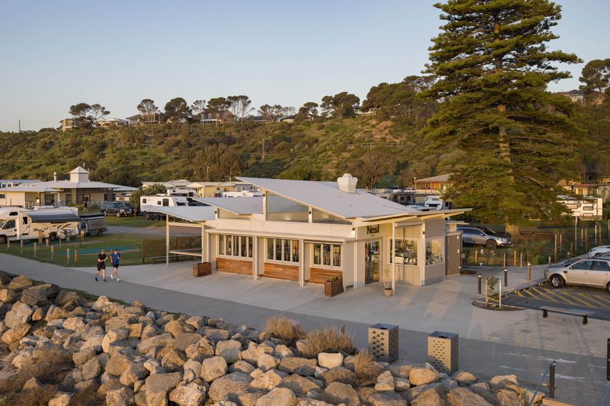 Permalite Waveline cladding used in a coastal setting in South ...