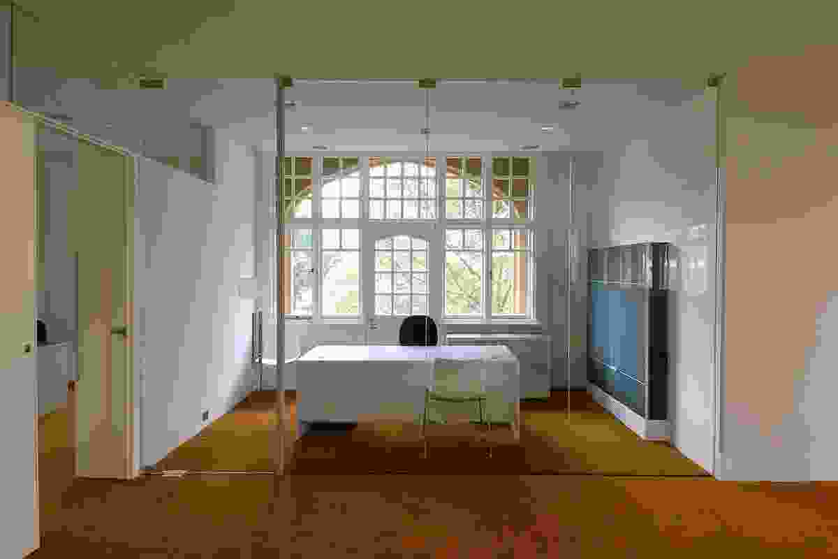 King Street Courts by PTW Architects | ArchitectureAu