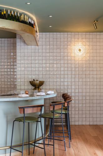 Glamorously garbed: Gilda's by Atoma | ArchitectureAu