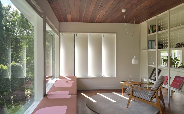 River Loop House by Vokes and Peters | ArchitectureAu