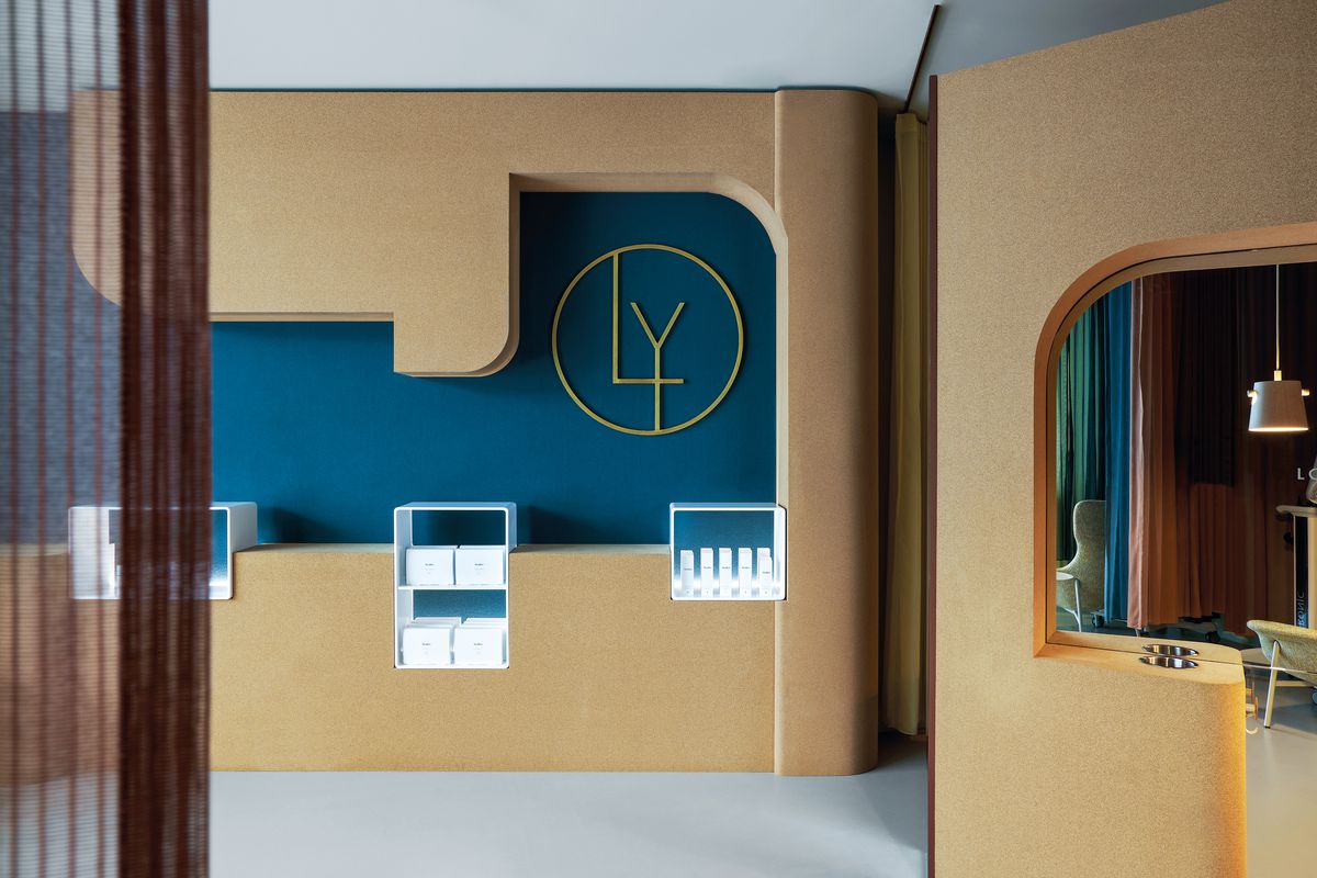 Elegant pragmatism: Light Years Skin Studio | ArchitectureAu