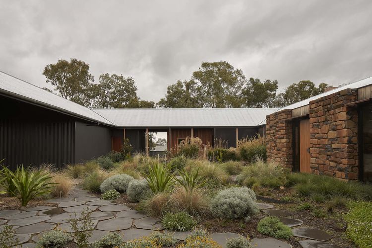 2023 Houses Awards shortlist: New House over 200m2 | ArchitectureAu