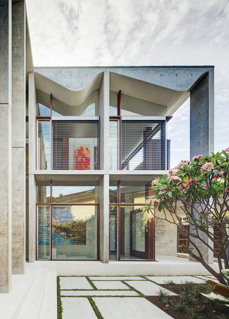 A future ruin in the garden: Almora House | ArchitectureAu