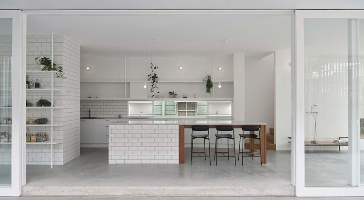 Less house, more life: Spring Hill House | ArchitectureAu