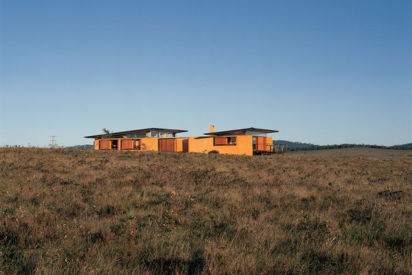 Toumbaal Plains House by Fergus Scott Architects | ArchitectureAu