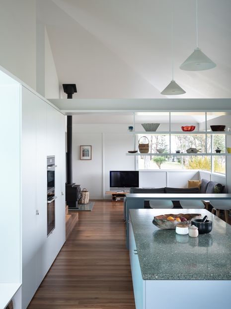 Retro reimagined: Seberry Beach House | ArchitectureAu