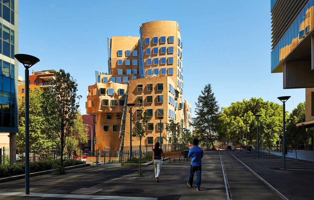 Thick skin: Dr Chau Chak Wing building | ArchitectureAu