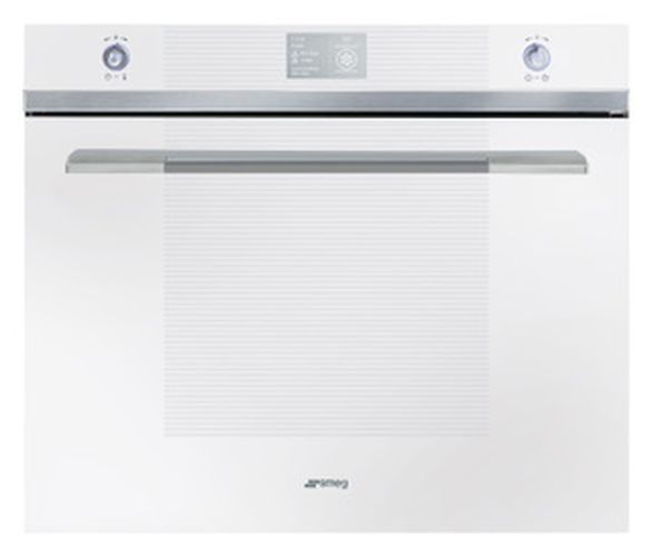 Smeg's Linear collection celebrates the beauty of white | ArchitectureAu