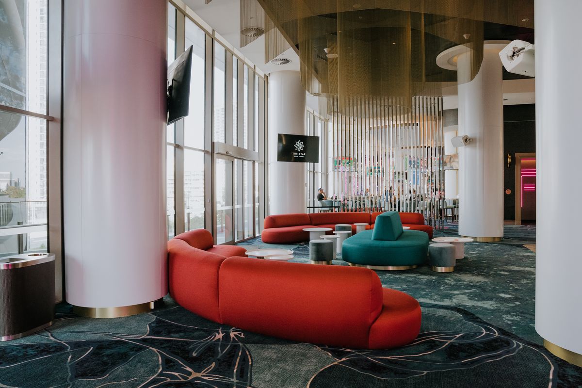 Disco fever: Atrium Bar | ArchitectureAu