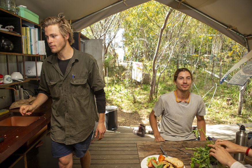 Portrait of a House: The making of Peter Stutchbury's Indian Head House ...