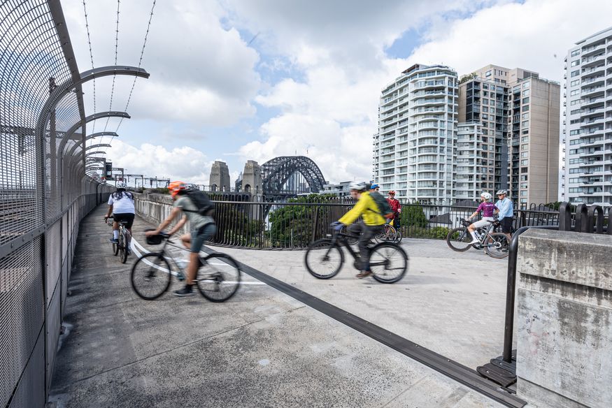 Sydney Harbour Bridge cycleway ramp opens to cyclists of all ages ...