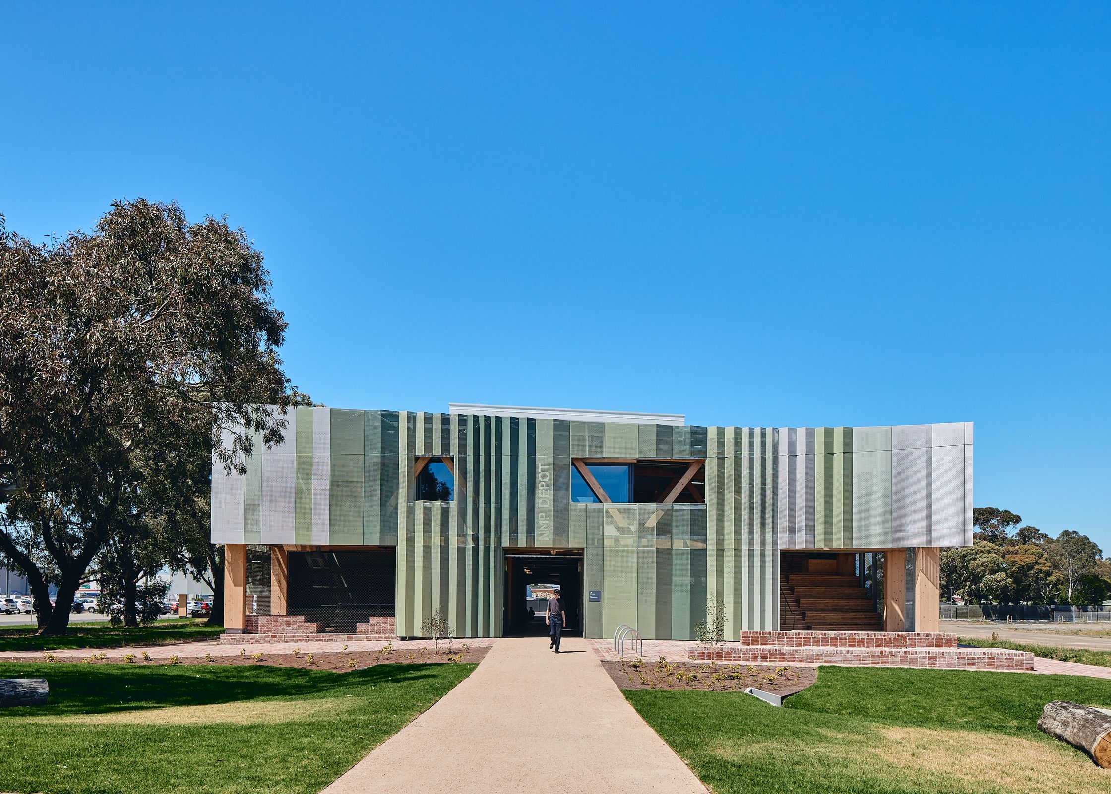 Northern Memorial Park Depot by Searle x Waldron Architecture ...