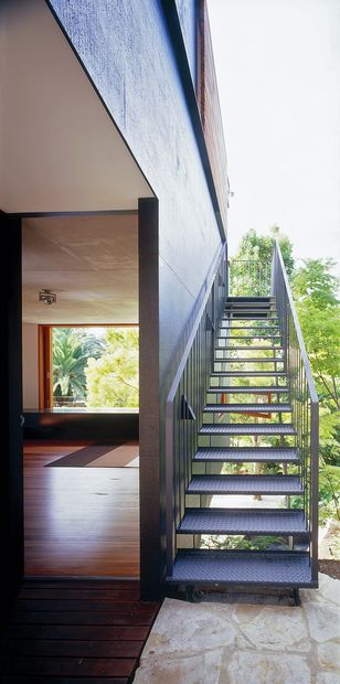 First House: Carport Treehouse | ArchitectureAu