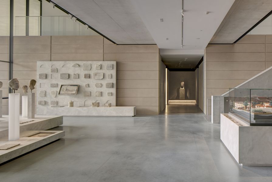 The Nicholson Galleries, Chau Chak Wing Museum by studioplusthree ...
