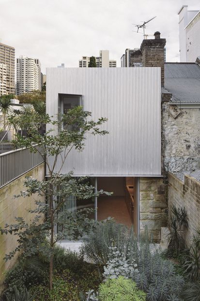 Steel House/Stone House by Retallack Thompson | ArchitectureAu