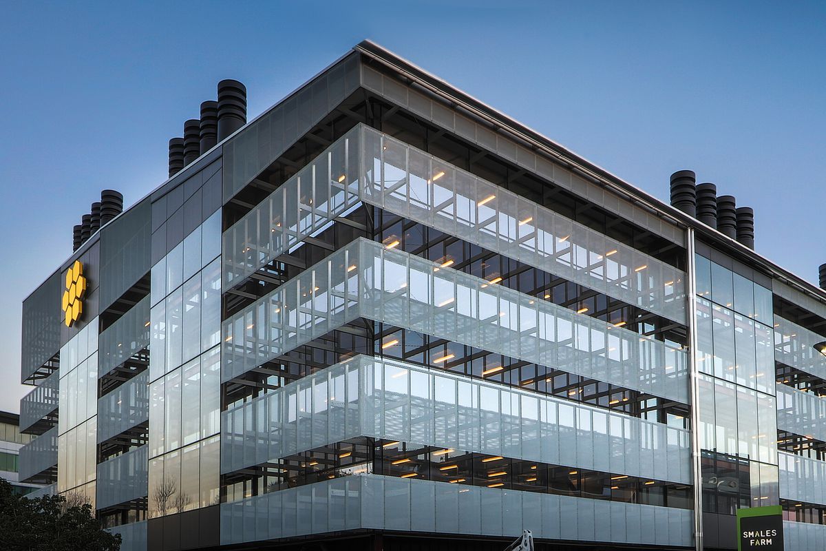 On a good buzz: B:Hive Smales Farm | ArchitectureAu