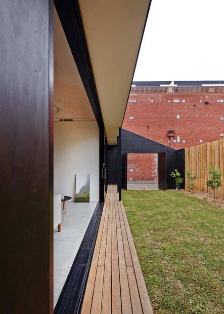 Zen and the art of suburban infill: Engawa House | ArchitectureAu