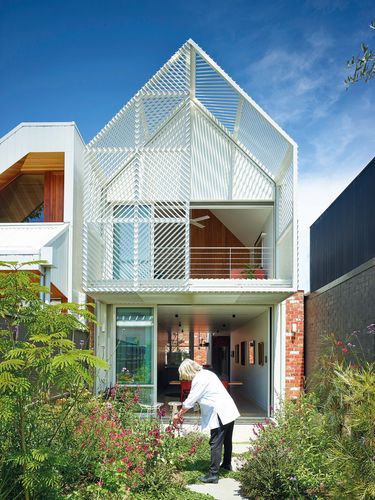 Playful and holistic: Yarra Bend House | ArchitectureAu