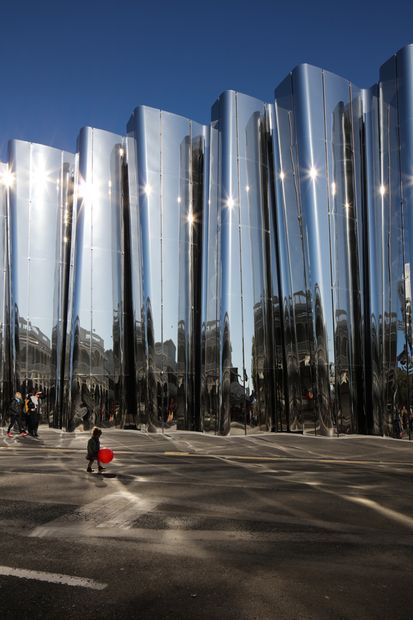 The sculptural Len Lye Centre by Patterson Associates has opened its ...